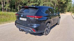 Melns Toyota Highlander 2021 Viļņa, ar dzinēja tilpumu 2.49 L un nobraukumu 120 tūkst. km par 39700 €, foto 9 vietnē AUTOMOTO.COM.LV