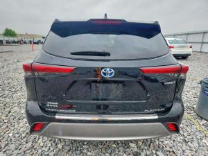 Black Toyota Highlander 2021 in Klaipeda, with an engine capacity of 2.50 L and mileage of 154 thousand km for 17500 €, photo 7 on AUTOMOTO.COM.LV