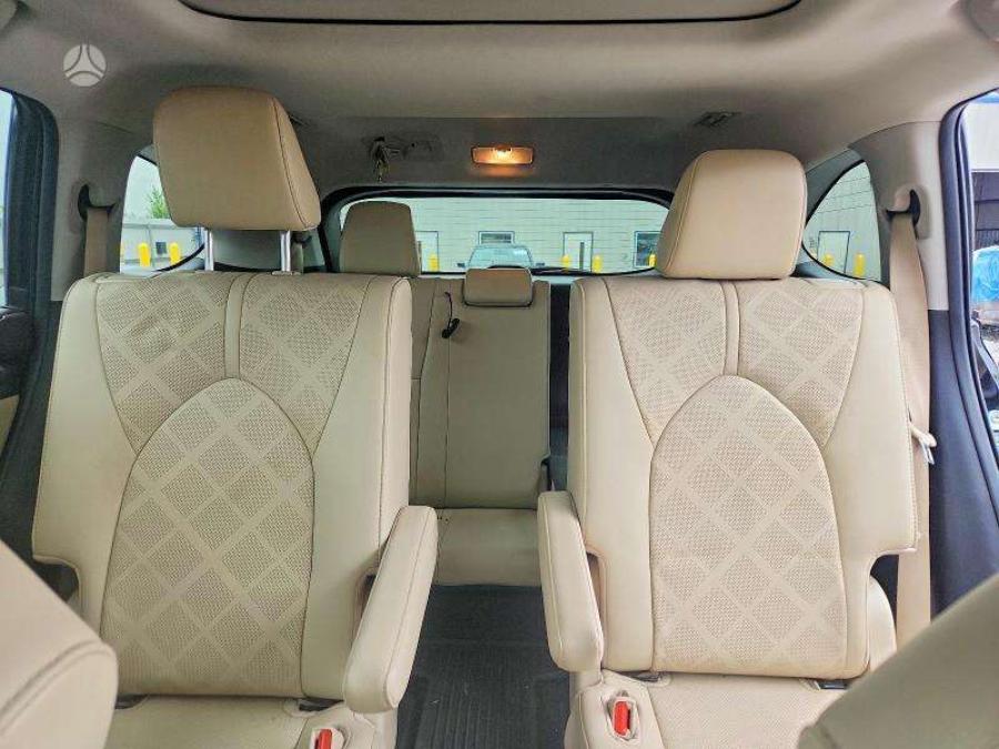 Black Toyota Highlander 2021 in Klaipeda, with an engine capacity of 2.50 L and mileage of 154 thousand km for 17500 €, photo 11 on AUTOMOTO.COM.LV
