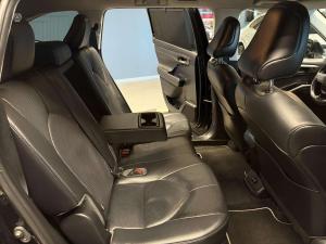 Black Toyota Highlander 2021 in Riga, with an engine capacity of 2.49 L and mileage of 100 thousand km for 38500 €, photo 33 on AUTOMOTO.COM.LV