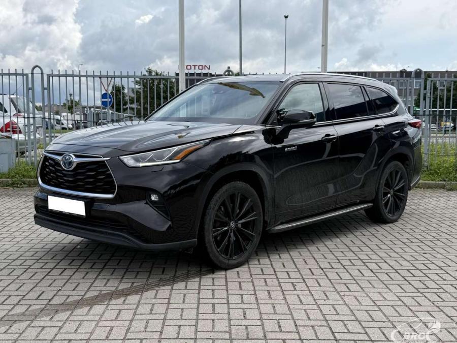 Melns Toyota Highlander 2021 Klaipėda, ar dzinēja tilpumu 2.49 L un nobraukumu 153 tūkst. km par 36000 €, foto 1 vietnē AUTOMOTO.COM.LV