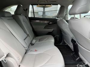 Melns Toyota Highlander 2021 Klaipėda, ar dzinēja tilpumu 2.49 L un nobraukumu 153 tūkst. km par 36000 €, foto 8 vietnē AUTOMOTO.COM.LV