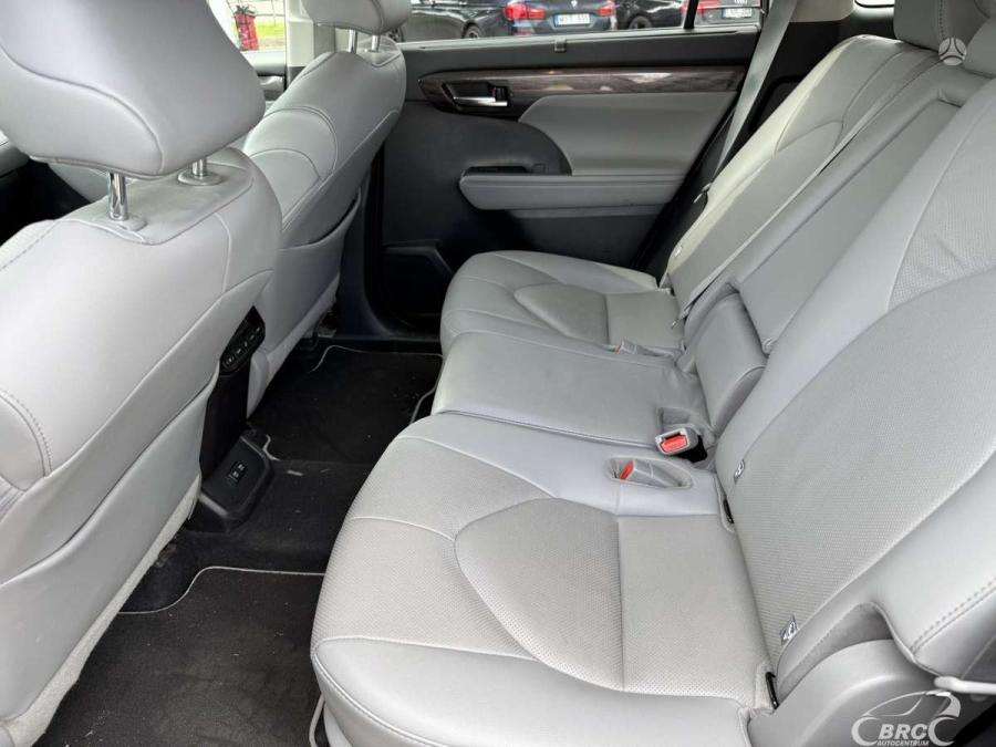 Melns Toyota Highlander 2021 Klaipėda, ar dzinēja tilpumu 2.49 L un nobraukumu 153 tūkst. km par 36000 €, foto 11 vietnē AUTOMOTO.COM.LV