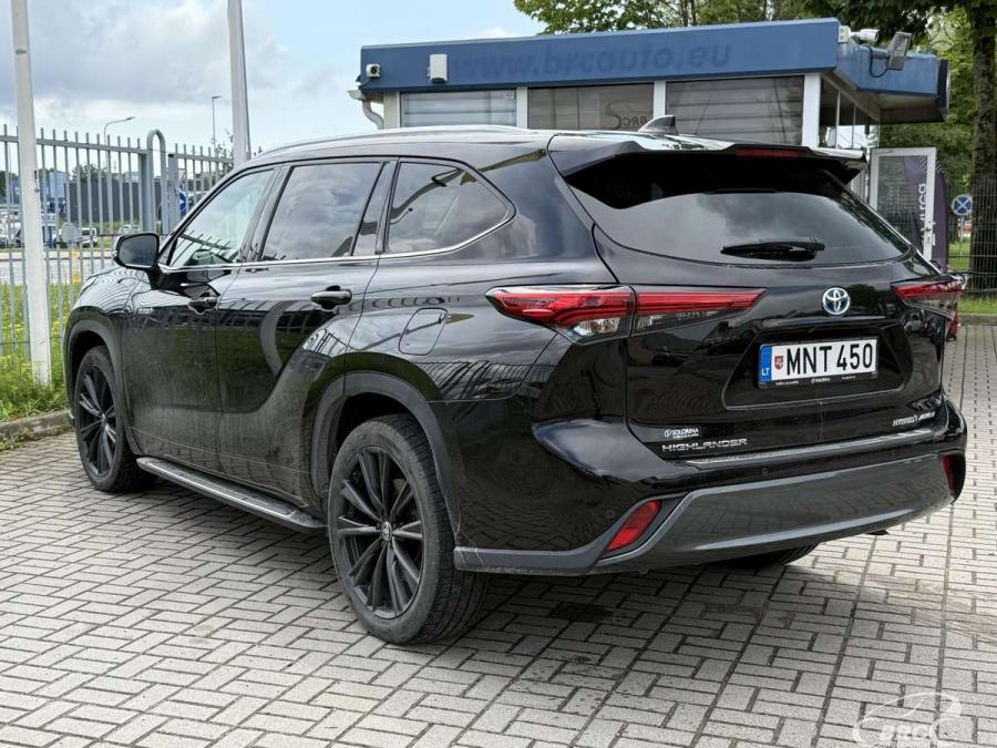 Melns Toyota Highlander 2021 Klaipėda, ar dzinēja tilpumu 2.49 L un nobraukumu 153 tūkst. km par 36000 €, foto 31 vietnē AUTOMOTO.COM.LV