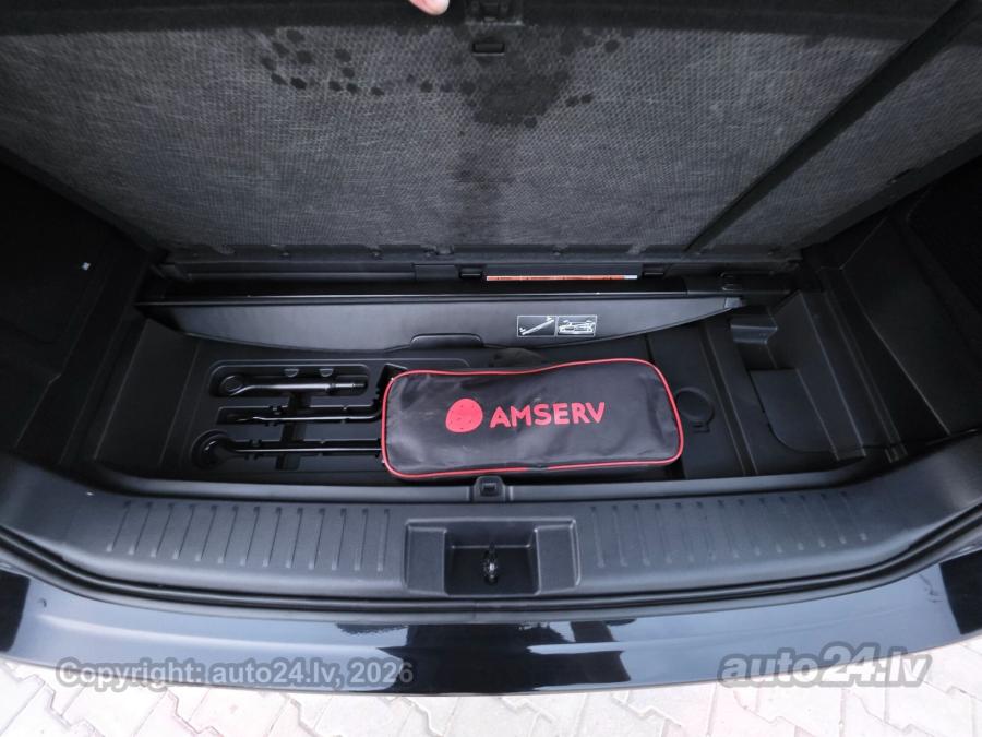 Melns Toyota Highlander 2021 Rīga, ar dzinēja tilpumu 2.50 L un nobraukumu 103 tūkst. km par 36460 €, foto 17 vietnē AUTOMOTO.COM.LV