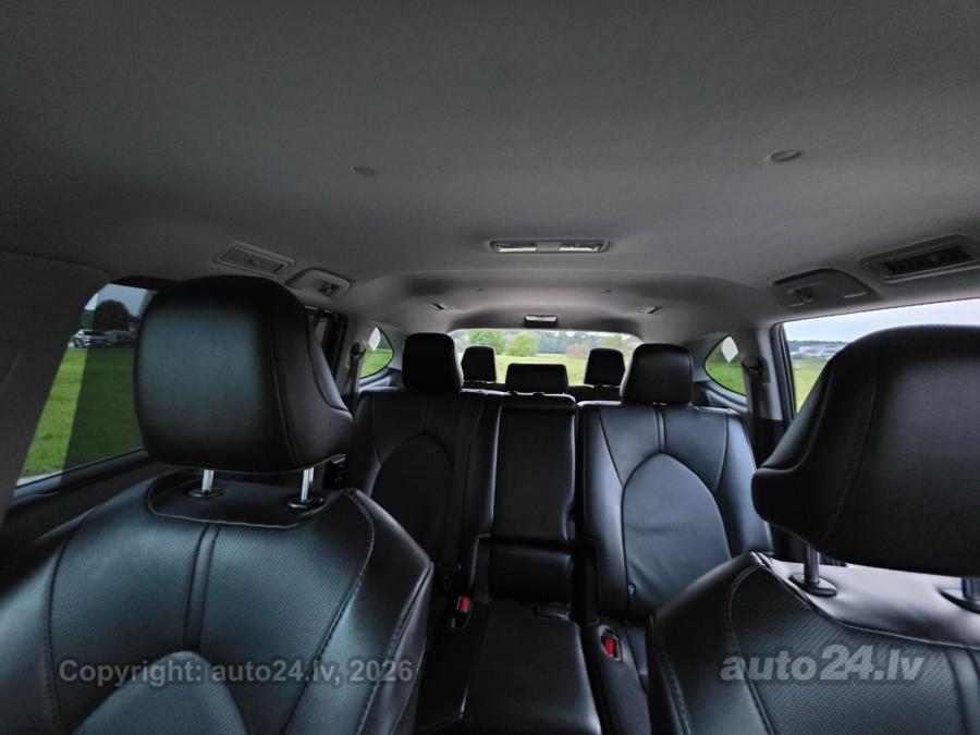 Melns Toyota Highlander 2021 Rīga, ar dzinēja tilpumu 2.50 L un nobraukumu 103 tūkst. km par 36460 €, foto 18 vietnē AUTOMOTO.COM.LV