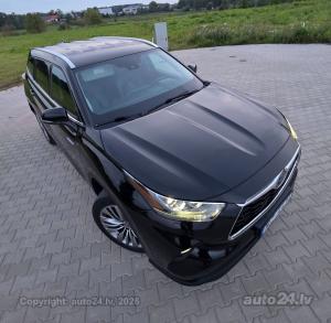 Melns Toyota Highlander 2021 Rīga, ar dzinēja tilpumu 2.50 L un nobraukumu 103 tūkst. km par 36460 €, foto 24 vietnē AUTOMOTO.COM.LV