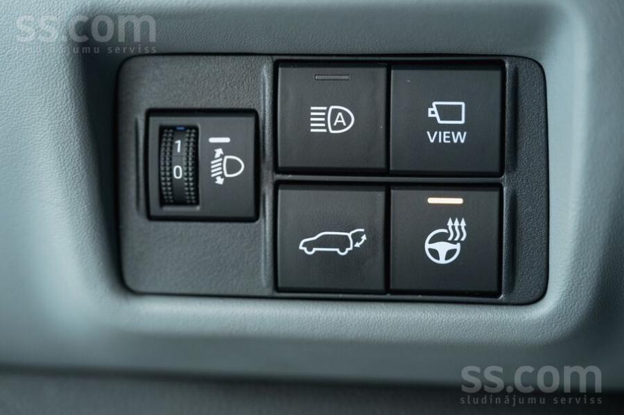 Melns Toyota Highlander 2021 Rīga, ar dzinēja tilpumu 2.50 L un nobraukumu 178 tūkst. km par 34900 €, foto 20 vietnē AUTOMOTO.COM.LV