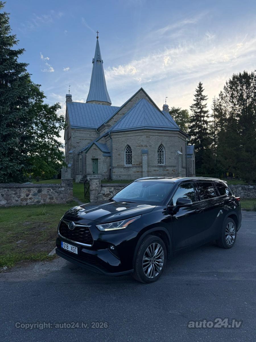 Melns Toyota Highlander 2022 Tallina, ar dzinēja tilpumu 2.50 L un nobraukumu 109 tūkst. km par 37000 €, foto 9 vietnē AUTOMOTO.COM.LV