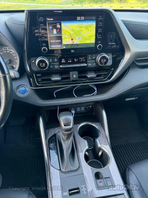 Melns Toyota Highlander 2022 Tallina, ar dzinēja tilpumu 2.50 L un nobraukumu 109 tūkst. km par 37000 €, foto 15 vietnē AUTOMOTO.COM.LV