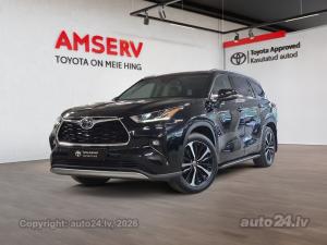 Melns Toyota Highlander 2022 Tallina, ar dzinēja tilpumu 2.50 L un nobraukumu 93 tūkst. km par 43990 €, foto  vietnē AUTOMOTO.COM.LV