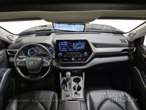 Melns Toyota Highlander 2022 Tallina, ar dzinēja tilpumu 2.50 L un nobraukumu 93 tūkst. km par 43990 €, foto 9 vietnē AUTOMOTO.COM.LV