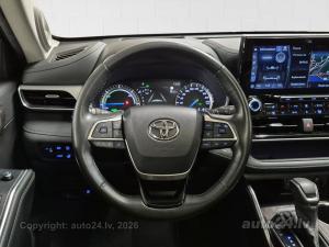 Melns Toyota Highlander 2022 Tallina, ar dzinēja tilpumu 2.50 L un nobraukumu 93 tūkst. km par 43990 €, foto 13 vietnē AUTOMOTO.COM.LV