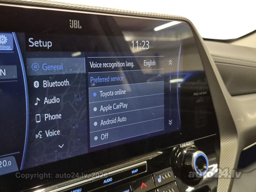 Melns Toyota Highlander 2022 Tallina, ar dzinēja tilpumu 2.50 L un nobraukumu 93 tūkst. km par 43990 €, foto 19 vietnē AUTOMOTO.COM.LV
