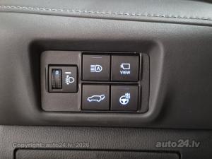 Melns Toyota Highlander 2022 Tallina, ar dzinēja tilpumu 2.50 L un nobraukumu 93 tūkst. km par 43990 €, foto 23 vietnē AUTOMOTO.COM.LV