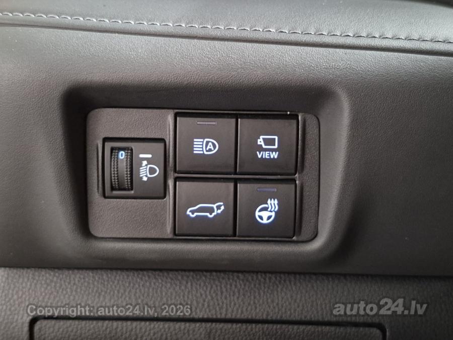 Melns Toyota Highlander 2022 Tallina, ar dzinēja tilpumu 2.50 L un nobraukumu 93 tūkst. km par 43990 €, foto 23 vietnē AUTOMOTO.COM.LV