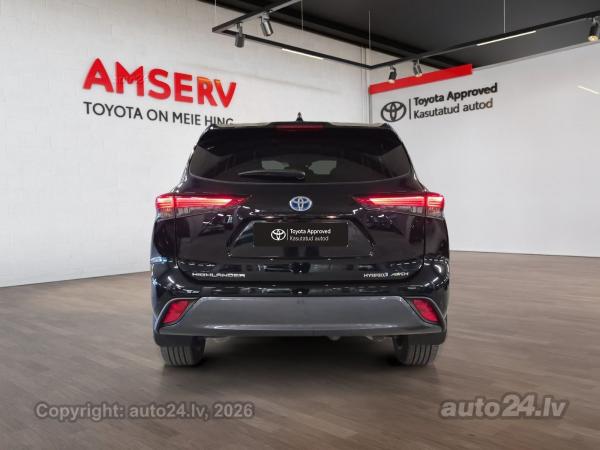 Тойота Хайлендер 2022 в Таллин на AUTOMOTO.COM.LV Черный Тойота Хайлендер 2022 в Таллин, объемом двигателя 2.50 л и пробегом 90 тыс. км за 40990 €, фото 5 на AUTOMOTO.COM.LV