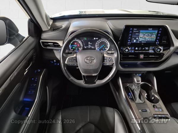 Тойота Хайлендер 2022 в Таллин на AUTOMOTO.COM.LV Черный Тойота Хайлендер 2022 в Таллин, объемом двигателя 2.50 л и пробегом 90 тыс. км за 40990 €, фото 10 на AUTOMOTO.COM.LV