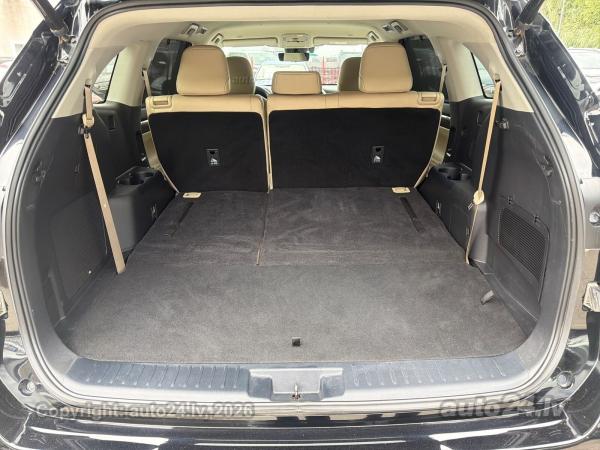 Melns Toyota Highlander 2023 Tallina, ar dzinēja tilpumu 2.49 L un nobraukumu 90 tūkst. km par 49995 €, foto 10 vietnē AUTOMOTO.COM.LV