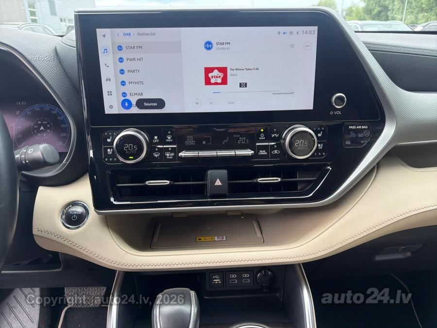 Melns Toyota Highlander 2023 Tallina, ar dzinēja tilpumu 2.49 L un nobraukumu 90 tūkst. km par 49995 €, foto 15 vietnē AUTOMOTO.COM.LV
