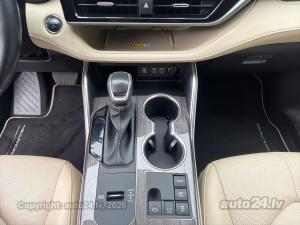 Melns Toyota Highlander 2023 Tallina, ar dzinēja tilpumu 2.49 L un nobraukumu 90 tūkst. km par 49995 €, foto 21 vietnē AUTOMOTO.COM.LV