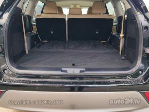 Melns Toyota Highlander 2023 Tallina, ar dzinēja tilpumu 2.49 L un nobraukumu 49 tūkst. km par 49900 €, foto 11 vietnē AUTOMOTO.COM.LV