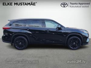 Melns Toyota Highlander 2023 Tallina, ar dzinēja tilpumu 2.49 L un nobraukumu 49 tūkst. km par 49900 €, foto 17 vietnē AUTOMOTO.COM.LV