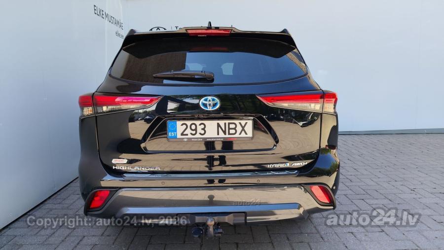 Melns Toyota Highlander 2024 Tallina, ar dzinēja tilpumu 2.49 L un nobraukumu 48 tūkst. km par 55995 €, foto 5 vietnē AUTOMOTO.COM.LV