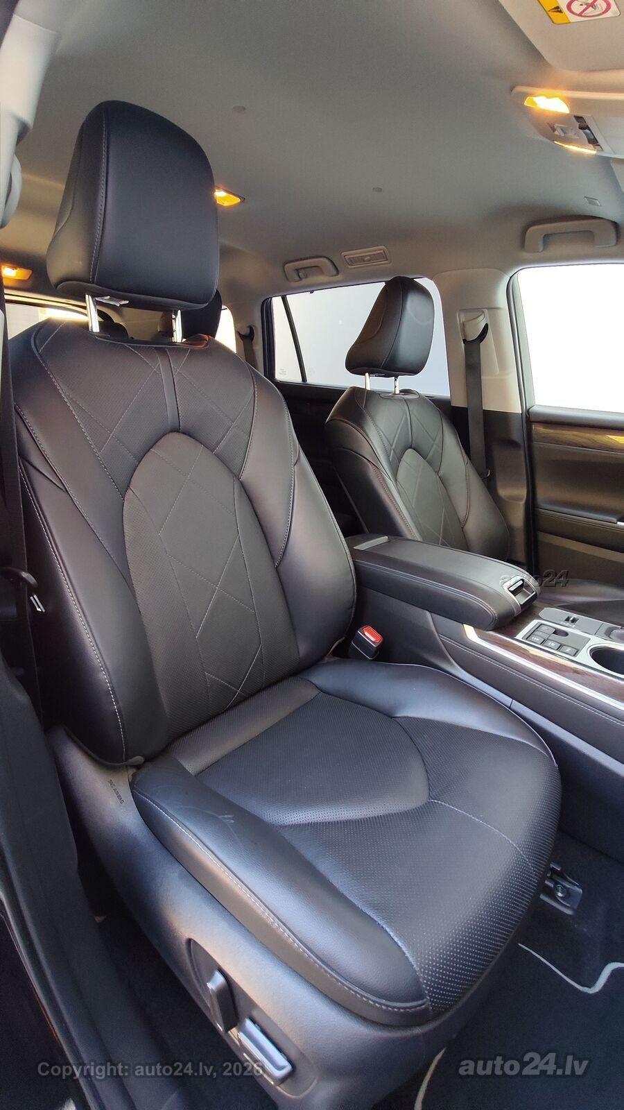 Melns Toyota Highlander 2024 Tallina, ar dzinēja tilpumu 2.49 L un nobraukumu 48 tūkst. km par 55995 €, foto 7 vietnē AUTOMOTO.COM.LV