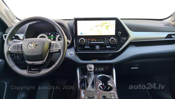 Melns Toyota Highlander 2024 Tallina, ar dzinēja tilpumu 2.49 L un nobraukumu 48 tūkst. km par 55995 €, foto 8 vietnē AUTOMOTO.COM.LV