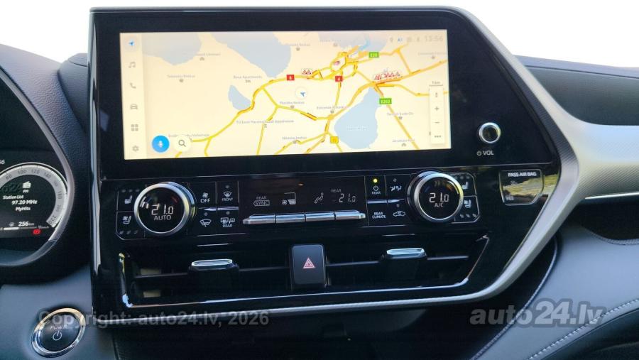 Melns Toyota Highlander 2024 Tallina, ar dzinēja tilpumu 2.49 L un nobraukumu 48 tūkst. km par 55995 €, foto 15 vietnē AUTOMOTO.COM.LV
