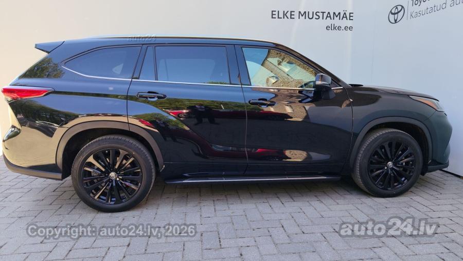Melns Toyota Highlander 2024 Tallina, ar dzinēja tilpumu 2.49 L un nobraukumu 48 tūkst. km par 55995 €, foto 17 vietnē AUTOMOTO.COM.LV