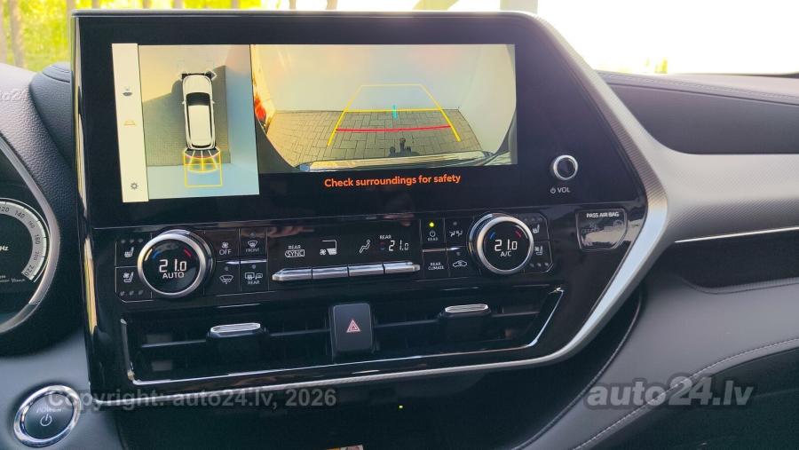 Melns Toyota Highlander 2024 Tallina, ar dzinēja tilpumu 2.49 L un nobraukumu 48 tūkst. km par 55995 €, foto 20 vietnē AUTOMOTO.COM.LV