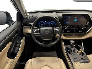 Melns Toyota Highlander 2024 Tartu, ar dzinēja tilpumu 2.50 L un nobraukumu 33 tūkst. km par 49990 €, foto 10 vietnē AUTOMOTO.COM.LV