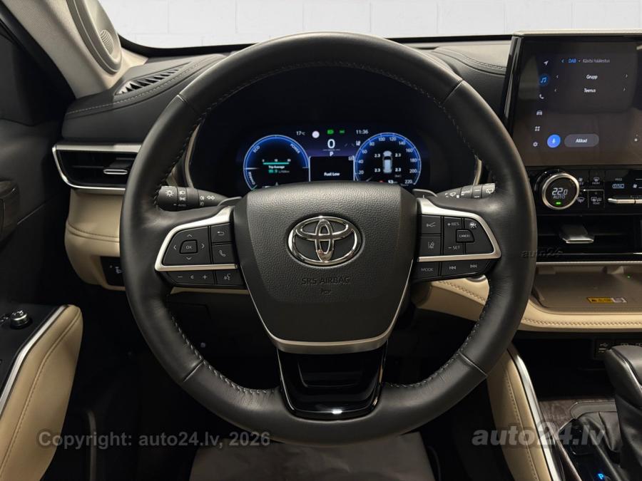 Melns Toyota Highlander 2024 Tartu, ar dzinēja tilpumu 2.50 L un nobraukumu 33 tūkst. km par 49990 €, foto 13 vietnē AUTOMOTO.COM.LV