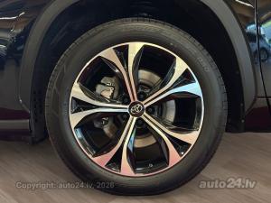 Melns Toyota Highlander 2024 Tartu, ar dzinēja tilpumu 2.50 L un nobraukumu 33 tūkst. km par 49990 €, foto 16 vietnē AUTOMOTO.COM.LV