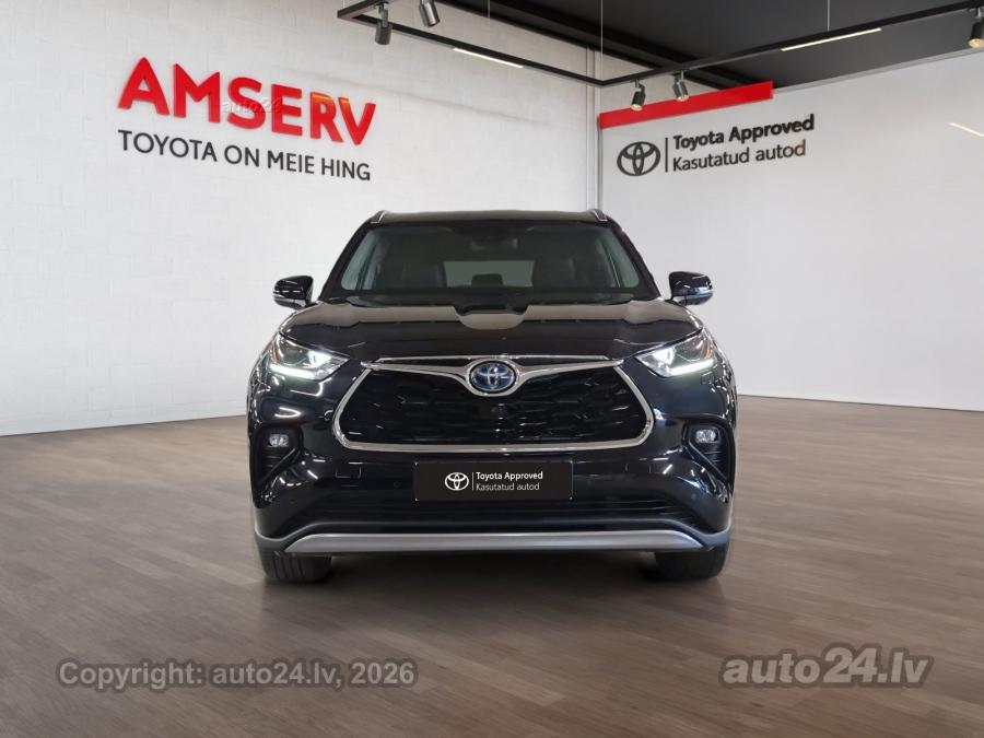 Black Toyota Highlander 2024 in Tallinn, with an engine capacity of 2.50 L and mileage of 88 thousand km for 47990 €, photo 6 on AUTOMOTO.COM.LV