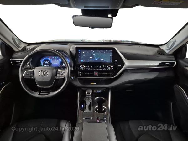 Toyota Highlander 2024 in Tallinn on AUTOMOTO.COM.LV Black Toyota Highlander 2024 in Tallinn, with an engine capacity of 2.50 L and mileage of 88 thousand km for 47990 €, photo 9 on AUTOMOTO.COM.LV