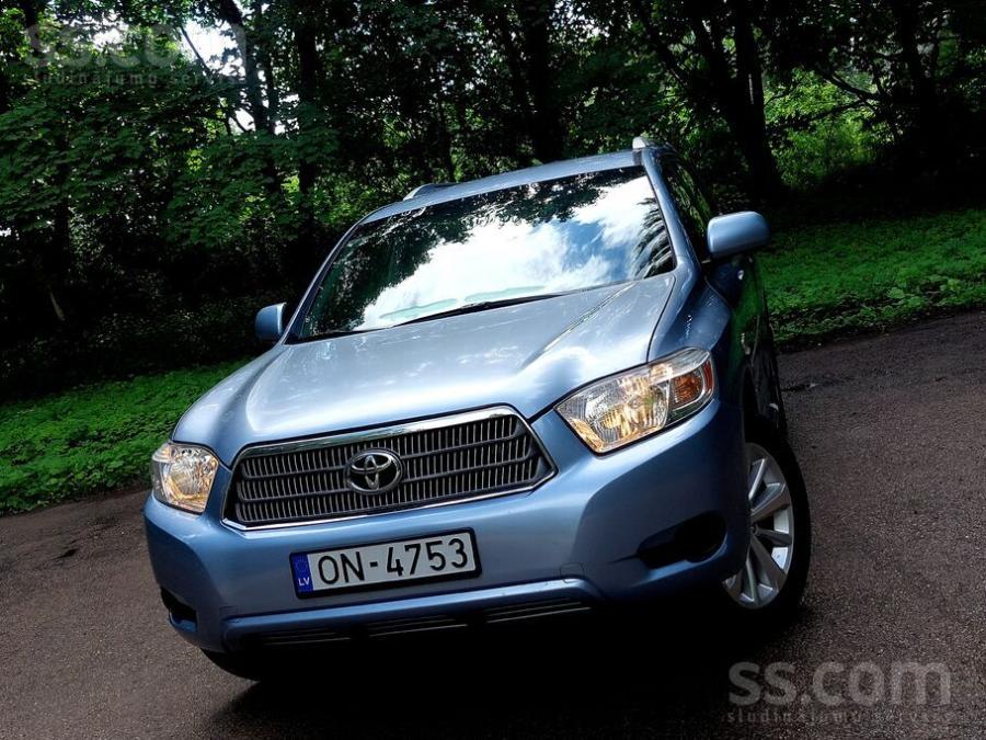 Zils Toyota Highlander 2008 Rīga, ar dzinēja tilpumu 3.30 L un nobraukumu 200 tūkst. km par 5990 €, foto 4 vietnē AUTOMOTO.COM.LV