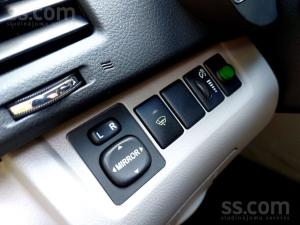 Zils Toyota Highlander 2008 Rīga, ar dzinēja tilpumu 3.30 L un nobraukumu 200 tūkst. km par 5990 €, foto 14 vietnē AUTOMOTO.COM.LV