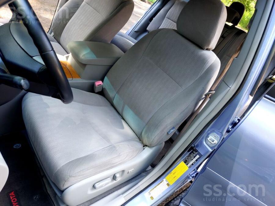 Zils Toyota Highlander 2008 Rīga, ar dzinēja tilpumu 3.30 L un nobraukumu 200 tūkst. km par 5990 €, foto 25 vietnē AUTOMOTO.COM.LV