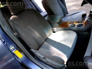 Zils Toyota Highlander 2008 Rīga, ar dzinēja tilpumu 3.30 L un nobraukumu 200 tūkst. km par 5990 €, foto 26 vietnē AUTOMOTO.COM.LV