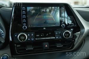 Zils Toyota Highlander 2021 Rīga, ar dzinēja tilpumu 2.50 L un nobraukumu 132 tūkst. km par 32500 €, foto 15 vietnē AUTOMOTO.COM.LV
