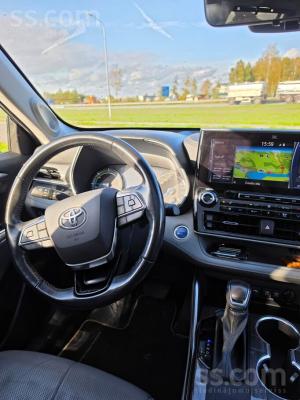 Zils Toyota Highlander 2021 Rīga, ar dzinēja tilpumu 2.50 L un nobraukumu 115 tūkst. km par 37500 €, foto 11 vietnē AUTOMOTO.COM.LV