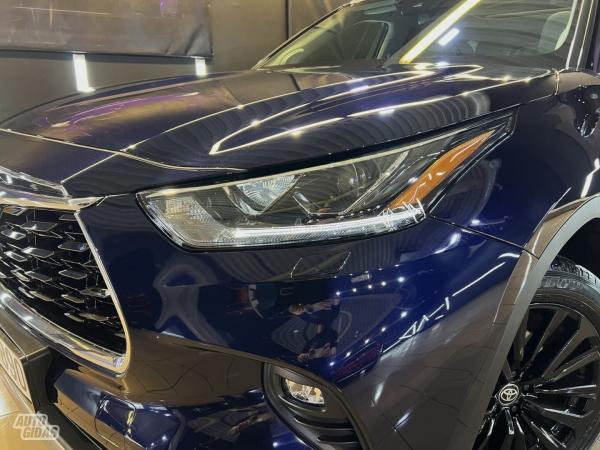 Zils Toyota Highlander 2023 Avižieniai, ar dzinēja tilpumu 2.50 L un nobraukumu 16 tūkst. km par 49950 €, foto 3 vietnē AUTOMOTO.COM.LV