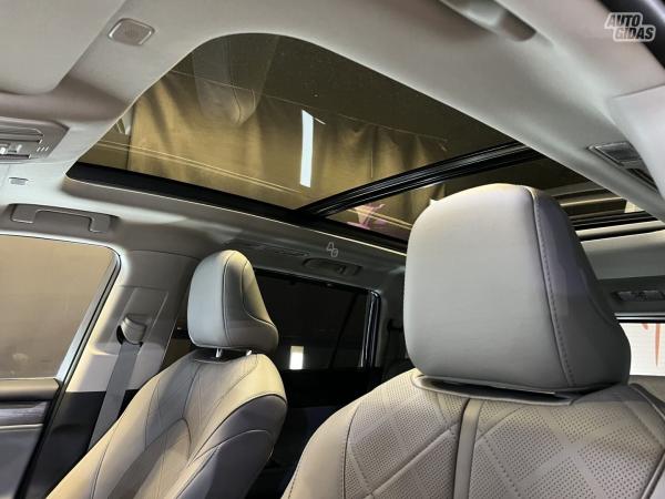 Zils Toyota Highlander 2023 Avižieniai, ar dzinēja tilpumu 2.50 L un nobraukumu 16 tūkst. km par 49950 €, foto 5 vietnē AUTOMOTO.COM.LV