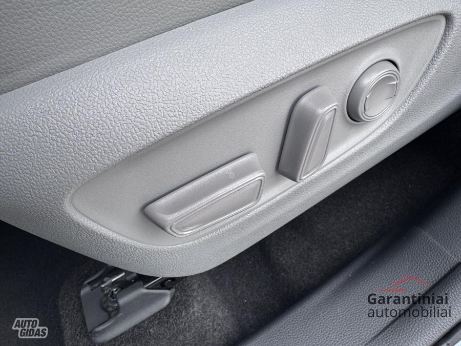 Zils Toyota Highlander 2023 Avižieniai, ar dzinēja tilpumu 2.50 L un nobraukumu 16 tūkst. km par 49950 €, foto 9 vietnē AUTOMOTO.COM.LV