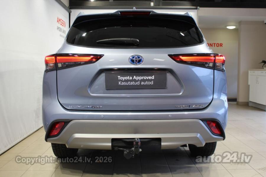 Zils Toyota Highlander 2021 Tallina, ar dzinēja tilpumu 2.50 L un nobraukumu 74 tūkst. km par 39490 €, foto 4 vietnē AUTOMOTO.COM.LV
