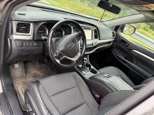 Brūns Toyota Highlander 2016 Kretinga, ar dzinēja tilpumu 3.50 L un nobraukumu 270 tūkst. km par 16000 €, foto 10 vietnē AUTOMOTO.COM.LV