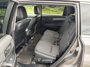 Brūns Toyota Highlander 2016 Kretinga, ar dzinēja tilpumu 3.50 L un nobraukumu 270 tūkst. km par 16000 €, foto 13 vietnē AUTOMOTO.COM.LV